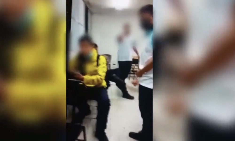 #Video Alumno de Conalep aplica ‘llave china’ a compañero en salón de ... #Video Alumno de Conalep aplica ‘llave china’ a compañero en salón de ...